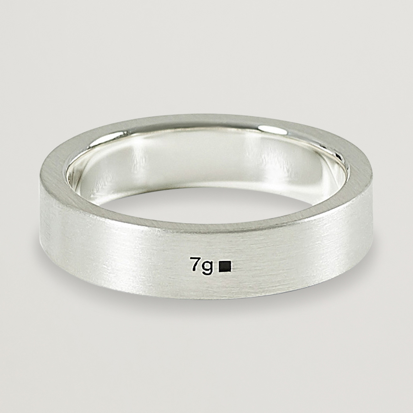LE GRAMME Ribbon Brushed Ring Sterling Silver 7g - Acheter LE GRAMME CareOf