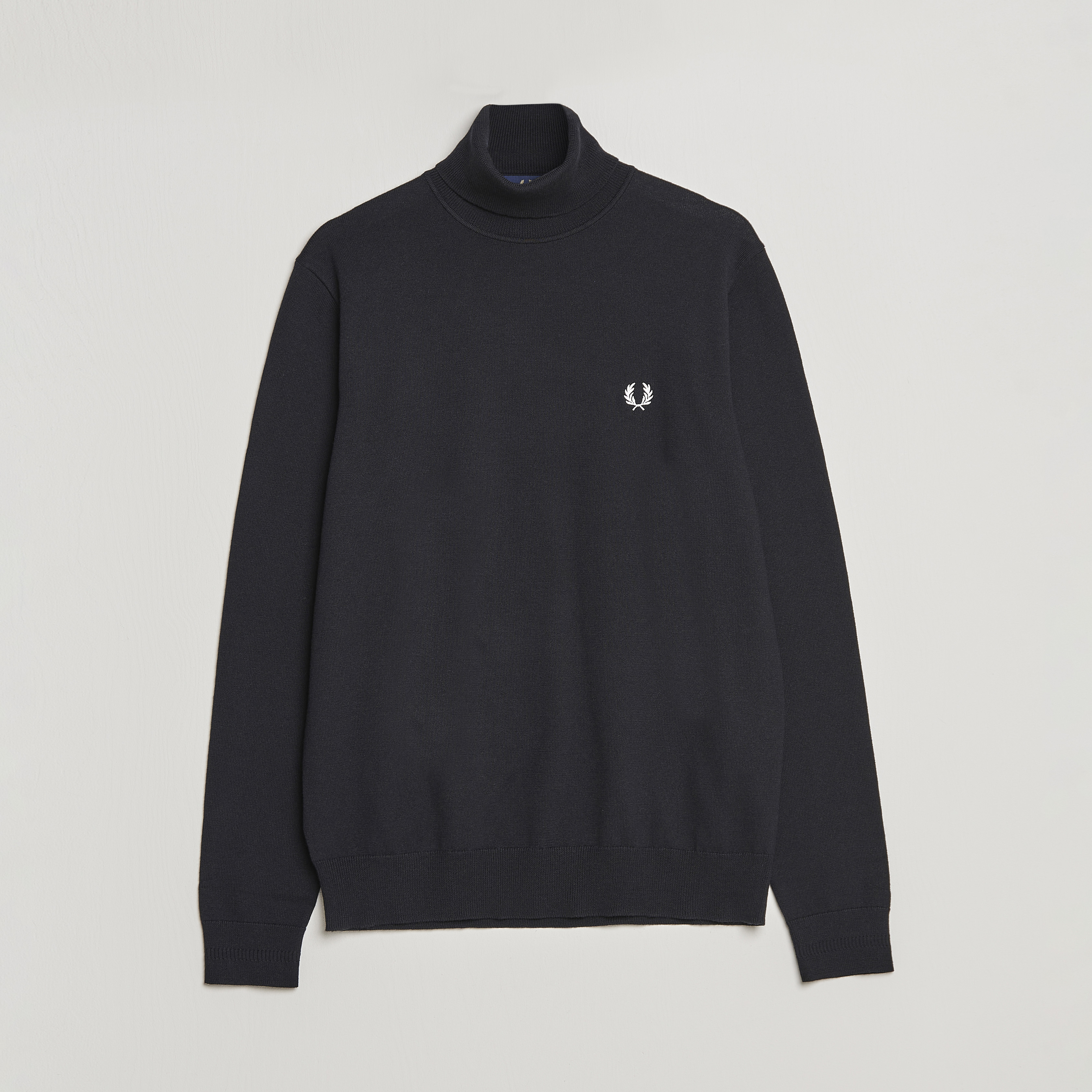 Fred Perry Roll Neck Jumper Black - Acheter Fred Perry CareOfCarl.fr.