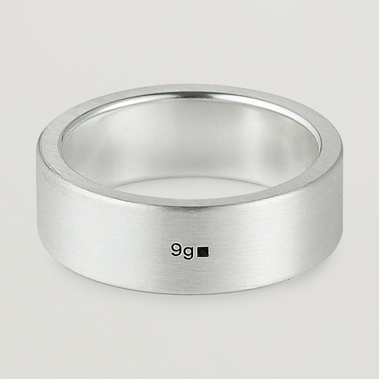 LE GRAMME Ribbon Brushed Ring Sterling Silver 9g - Acheter LE GRAMME CareOf