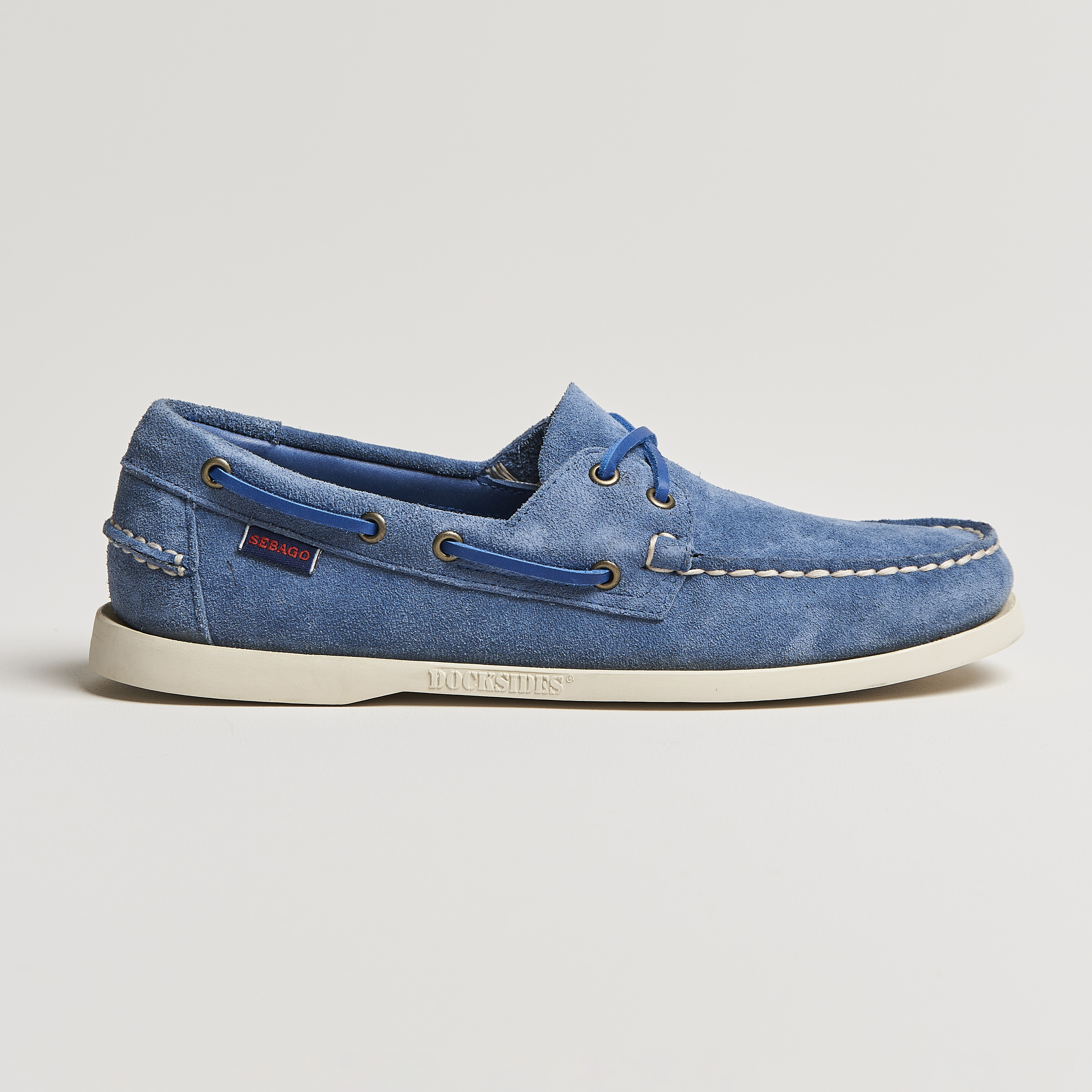 Sebago Docksides Suede Boat Shoe Indigo - Acheter Sebago CareOfCarl.fr.