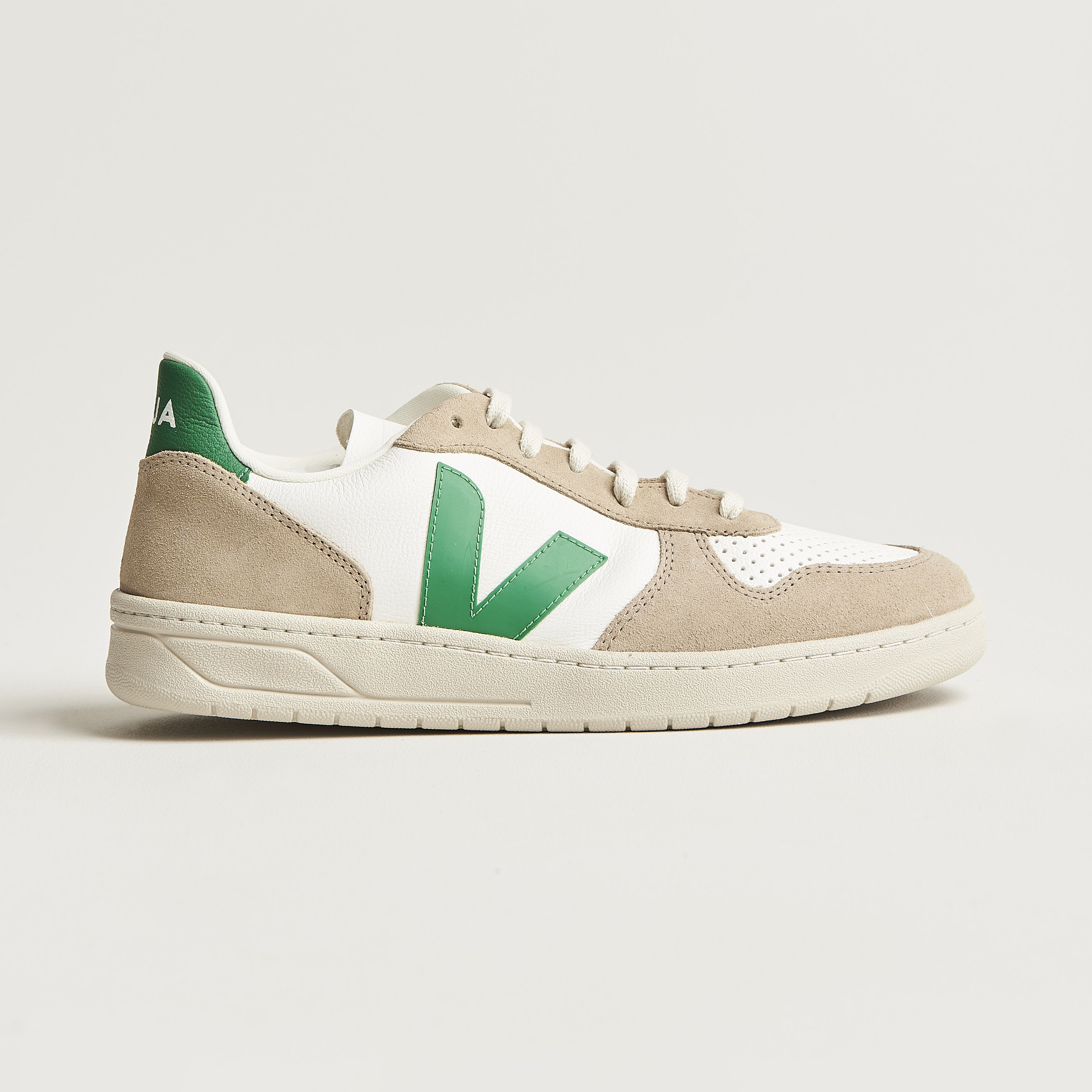 Veja V-10 Chromefree Leather Extra White/Emeraude Green - Acheter Veja Care