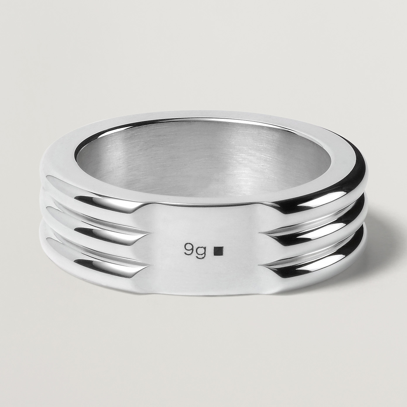 LE GRAMME Godron Ring Sterling Silver 9g - Acheter LE GRAMME CareOfCarl.fr.