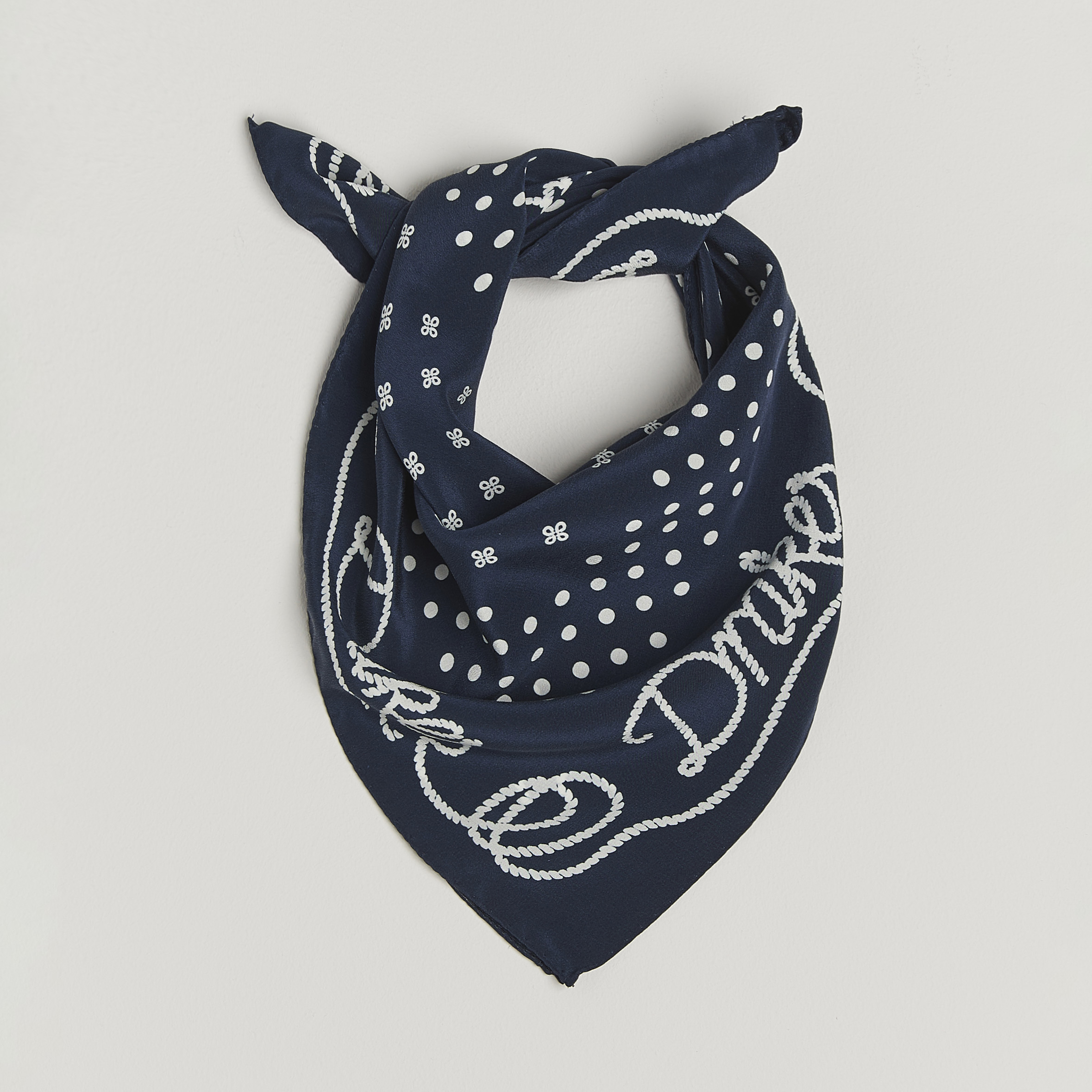 Drake's Robe Border Silk Bandana Navy - Acheter Drake's CareOfCarl.fr.