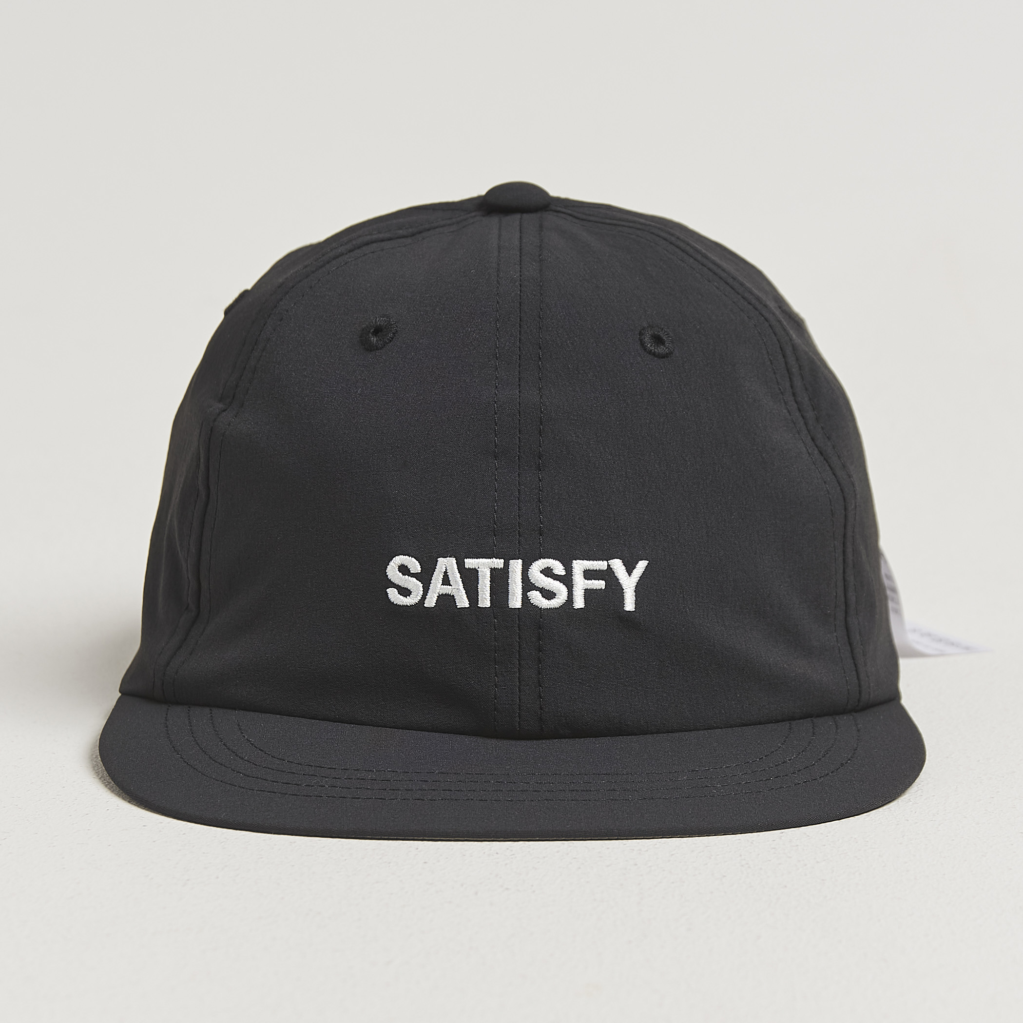 Satisfy PeaceShell Run Cult Cap Black - Acheter Satisfy CareOfCarl.fr.